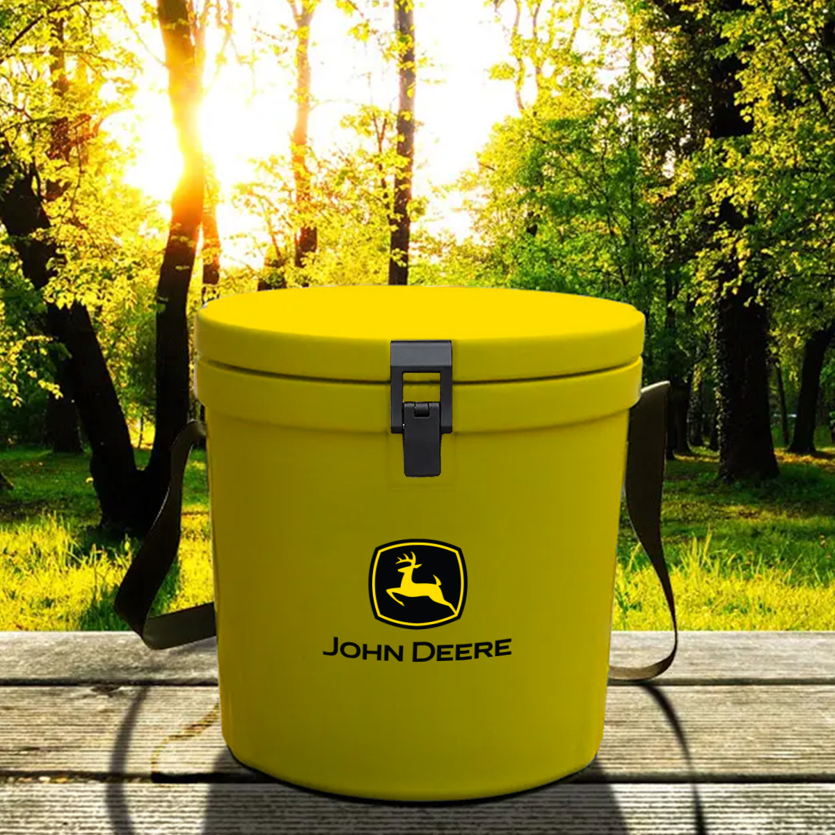 John Deere by DKM Blue. John Deere Performance Ice Bucket - 12L