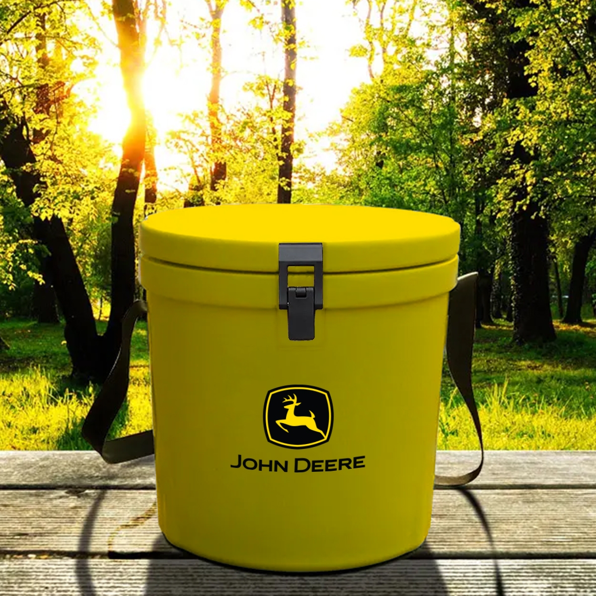 John Deere by DKM Blue. John Deere Performance Ice Bucket - 12L